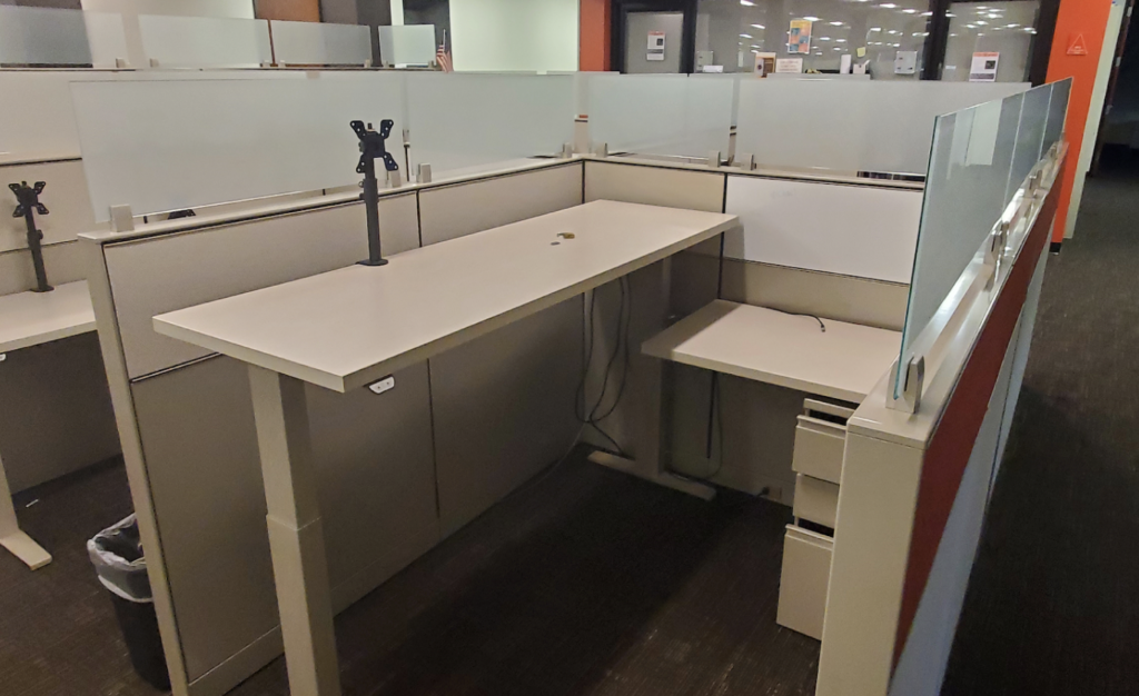 Herman 6 Desk Pod-Electric Stand Up Desks - Bulkk